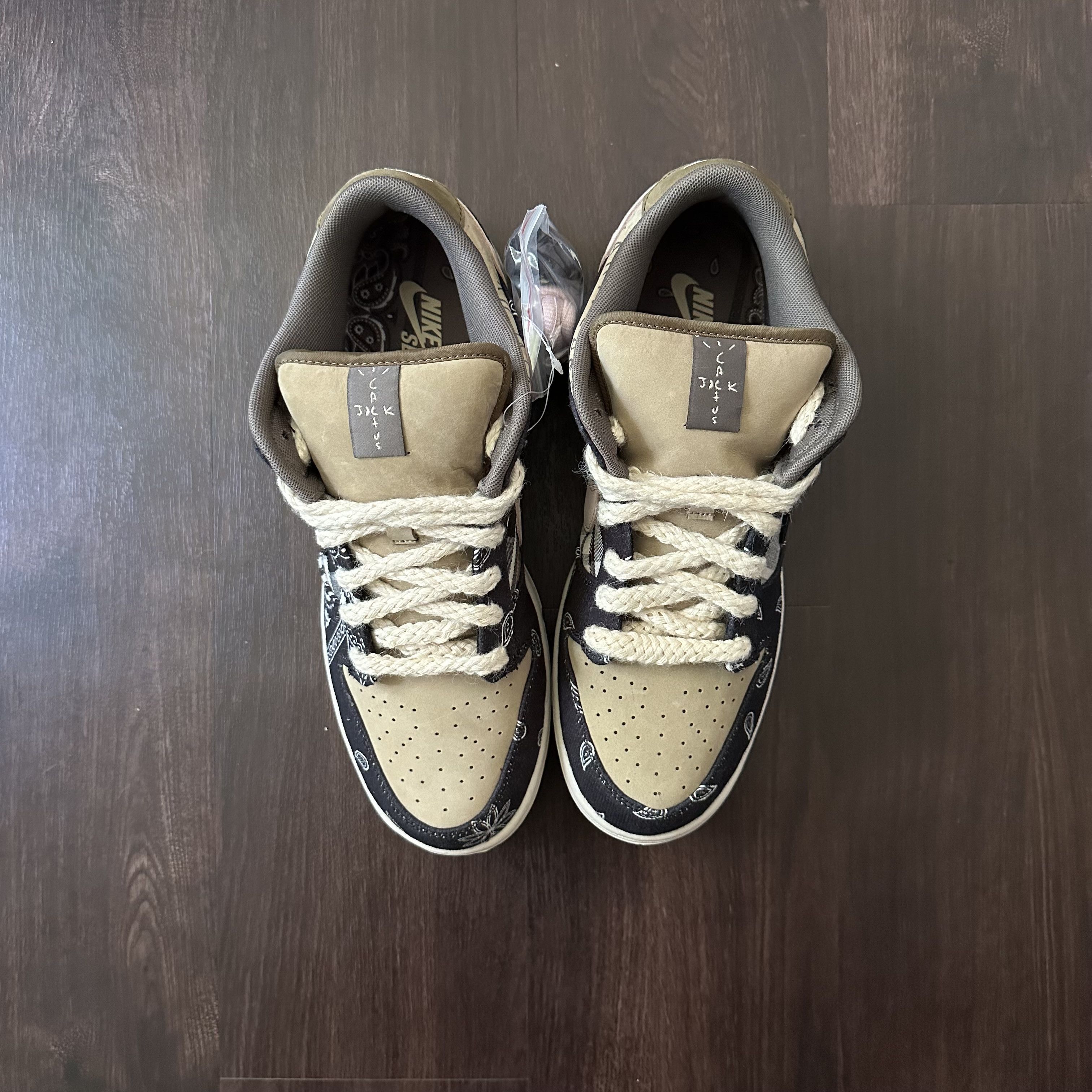 Nike × Travis Scott Nike SB Dunk Low PRM QS | Grailed Nike × Travis Scott Nike SB Dunk Low PRM QS | Grailed