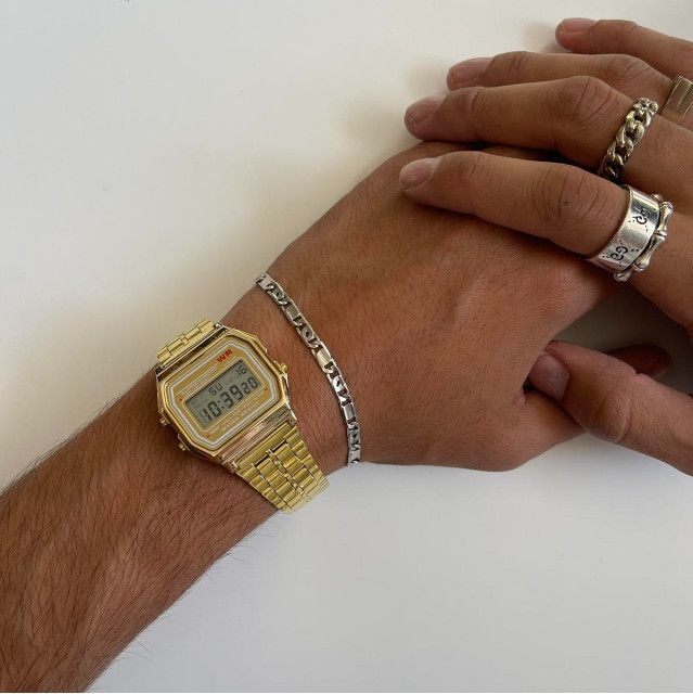 Casio Y2K 2000s vintage retro gold stainless steel digital watch | Grailed