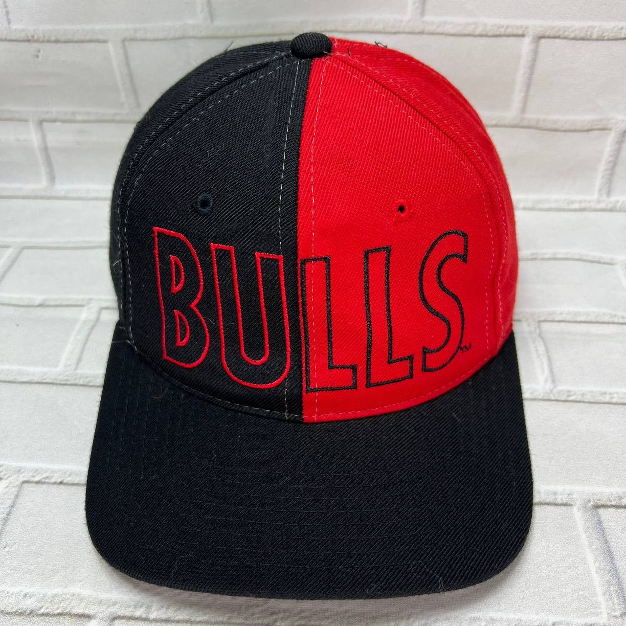 NBA Vintage Chicago Bulls NBA Snapback Cap Black Red Men | Grailed