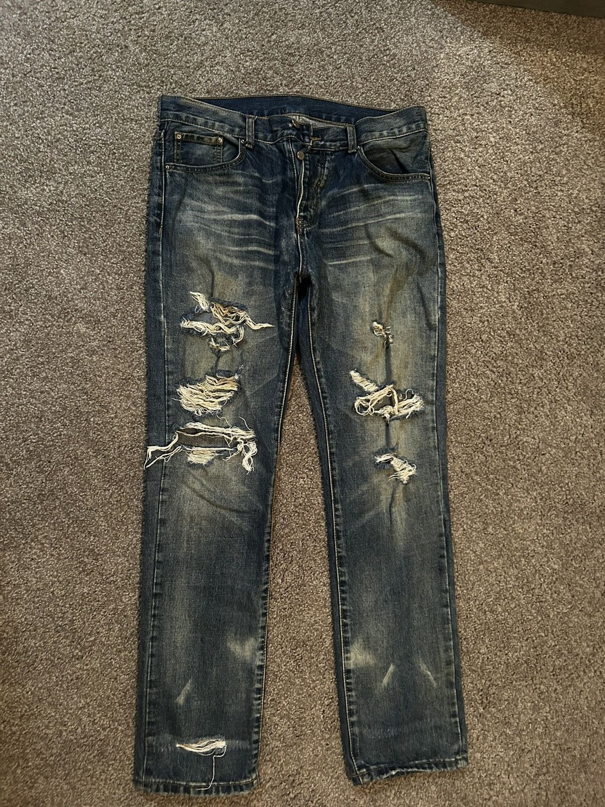 MNML Denim ripped pants | Grailed