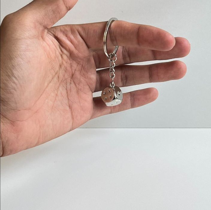 Silver Y2k 2000s dice silver chrome keyring keychain | Grailed