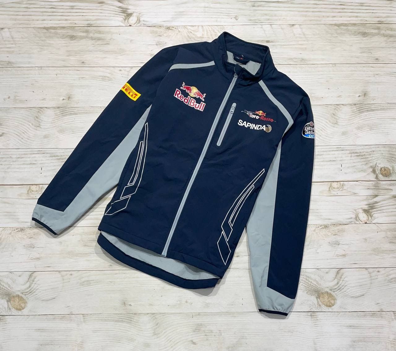 Racing × Red Bull × Vintage Red Bull Scuderia Toro Rosso F1 Racing ...