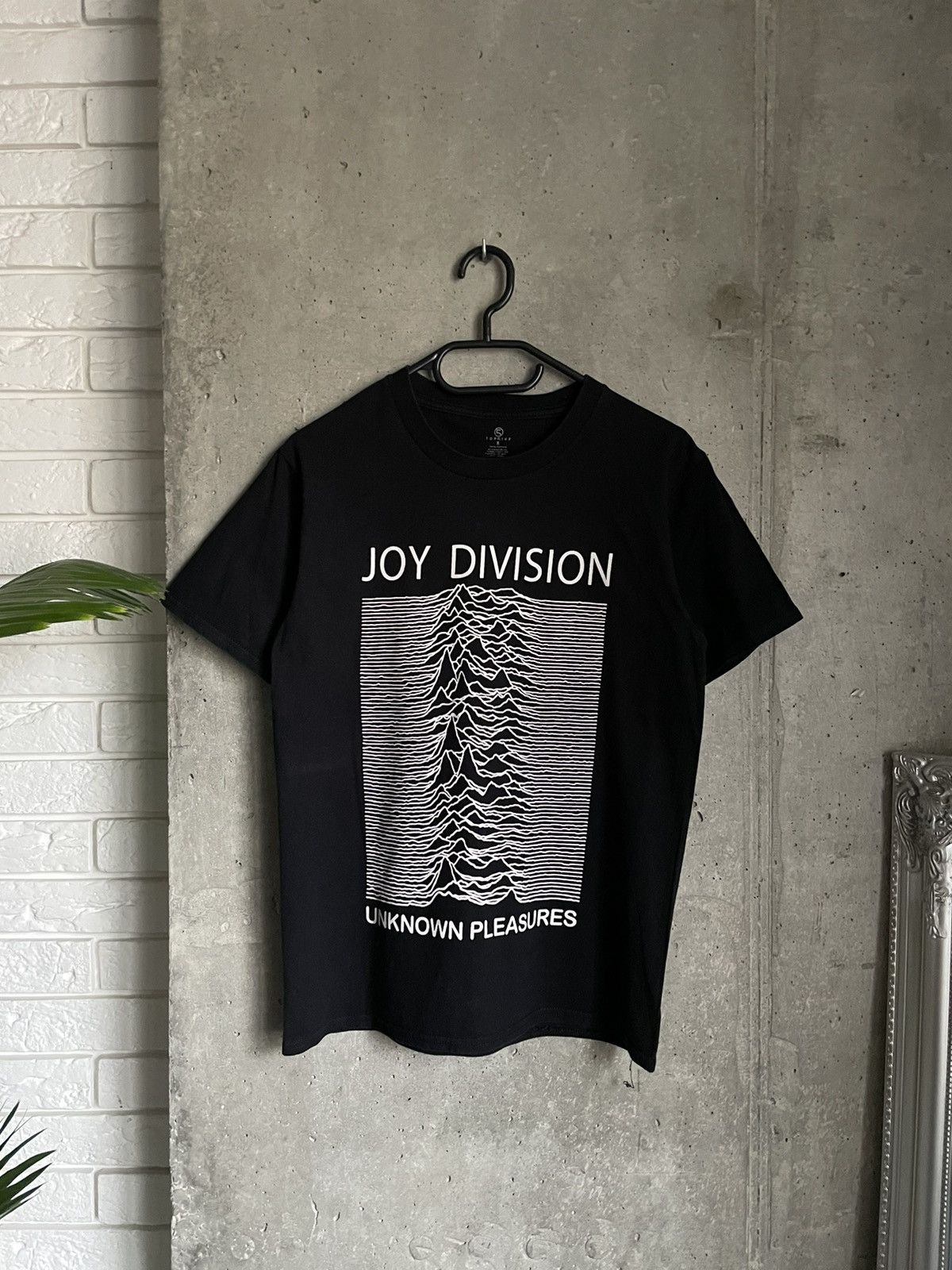 Band Tees × Joy Division × Streetwear JOY DIVISION UNKNOWN PLEASURES ...
