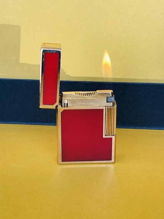 S.T. Dupont st dupont ligne1 lighter-red/gold-great working cond/w/box ...