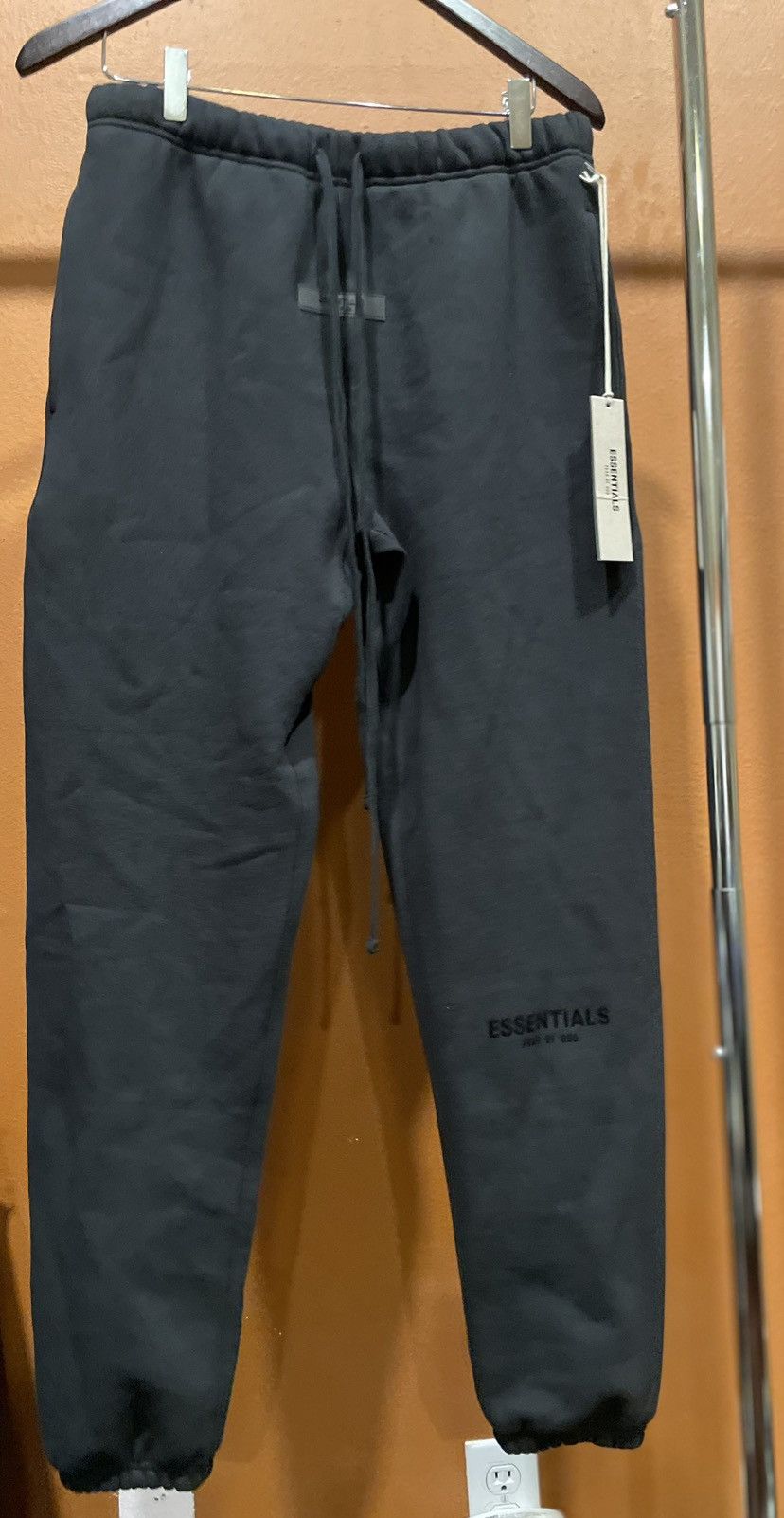 Essentials × Fear of God × Streetwear Brand New Essentials Joggers ...
