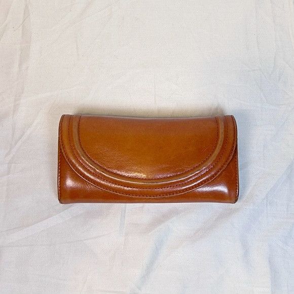 Hobo Hobo International British Tan Leather Envelope Wallet | Grailed