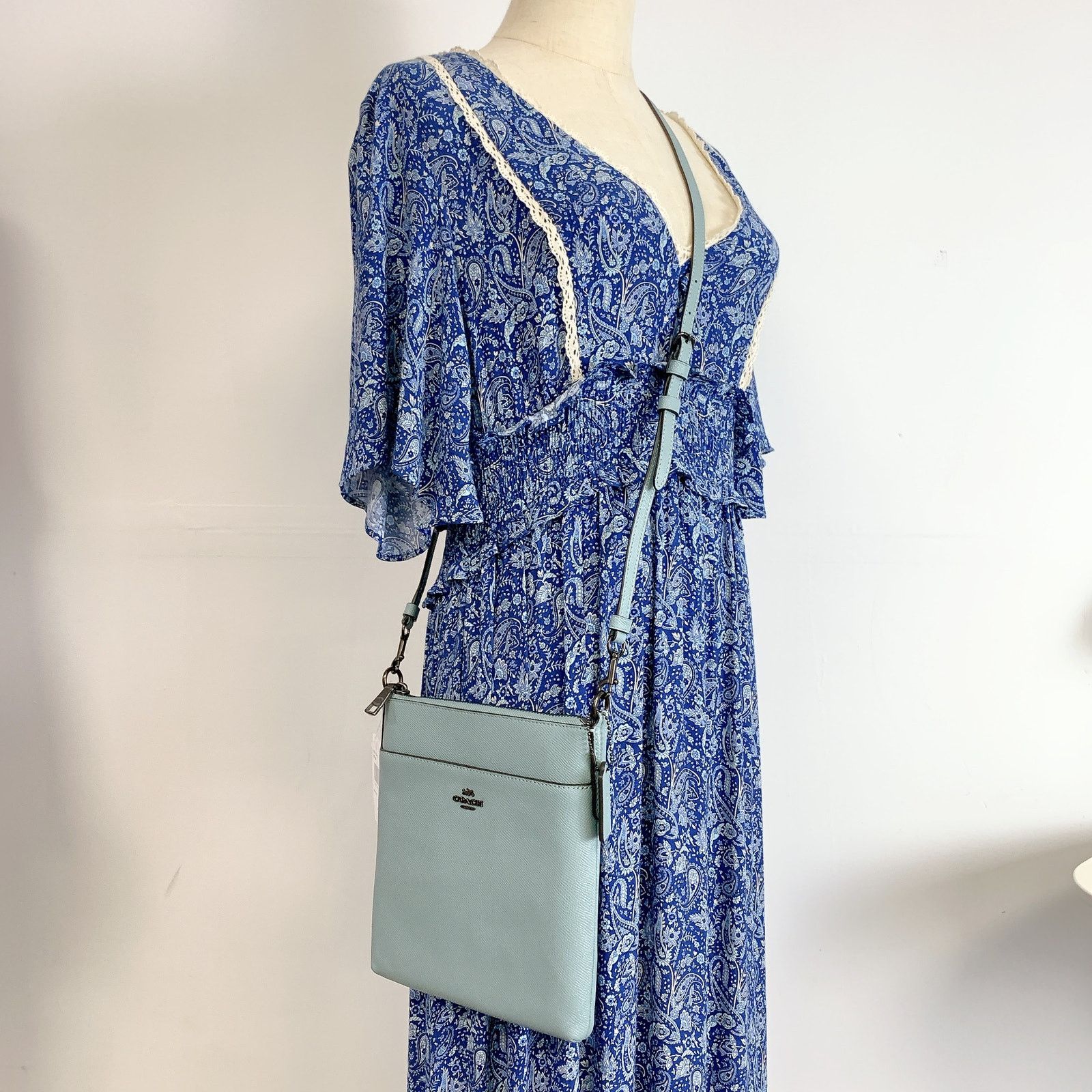 Coach Coach 41320 Kitt Messenger Crossbody IN Pewter | Grailed