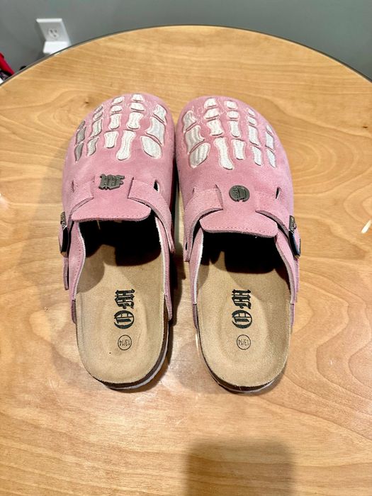 Streetwear Octavious Marks Beaux Os Enflammés clogs OM New York - burks ...