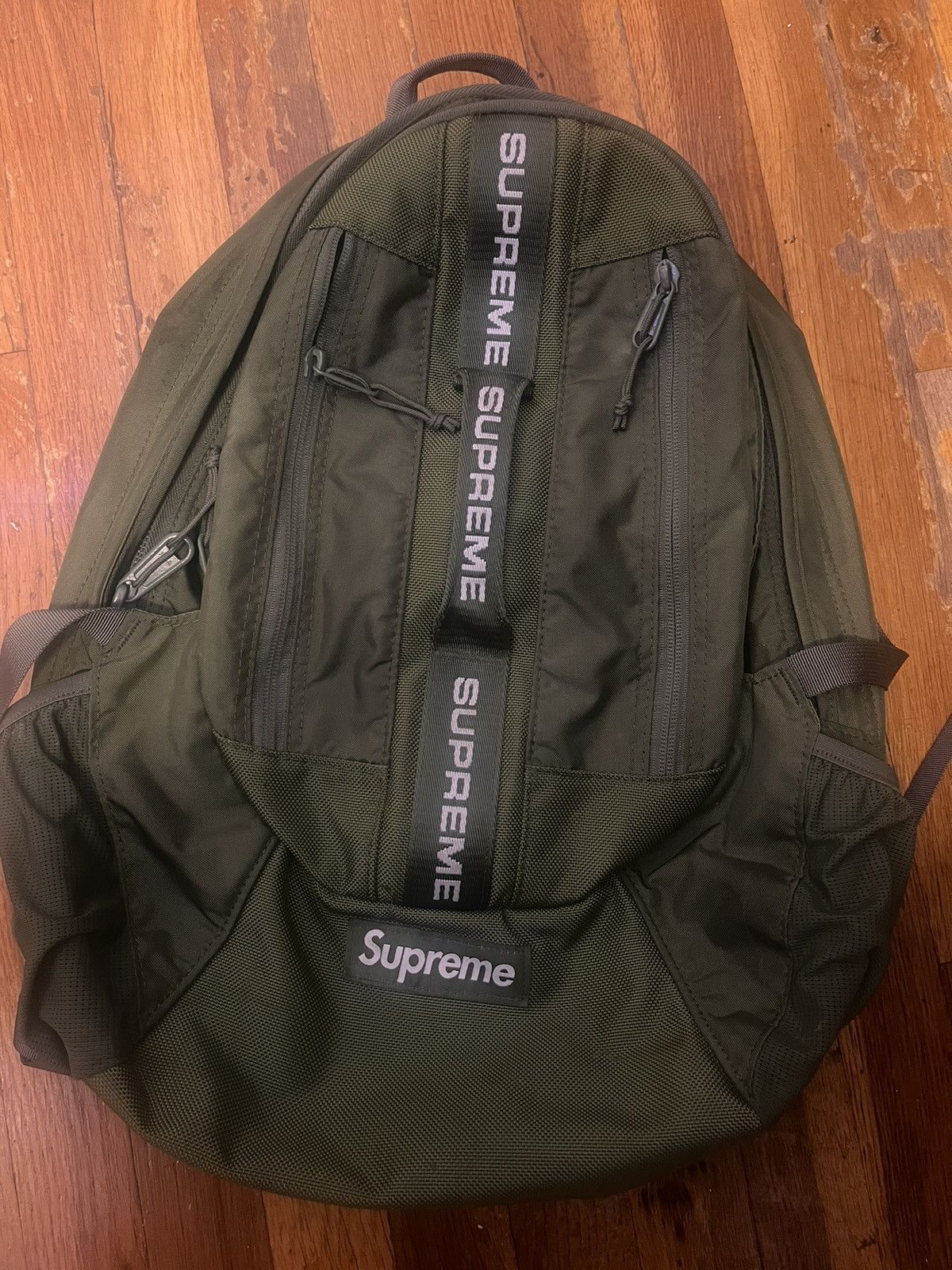Supreme fw22 green supreme backpack | Grailed