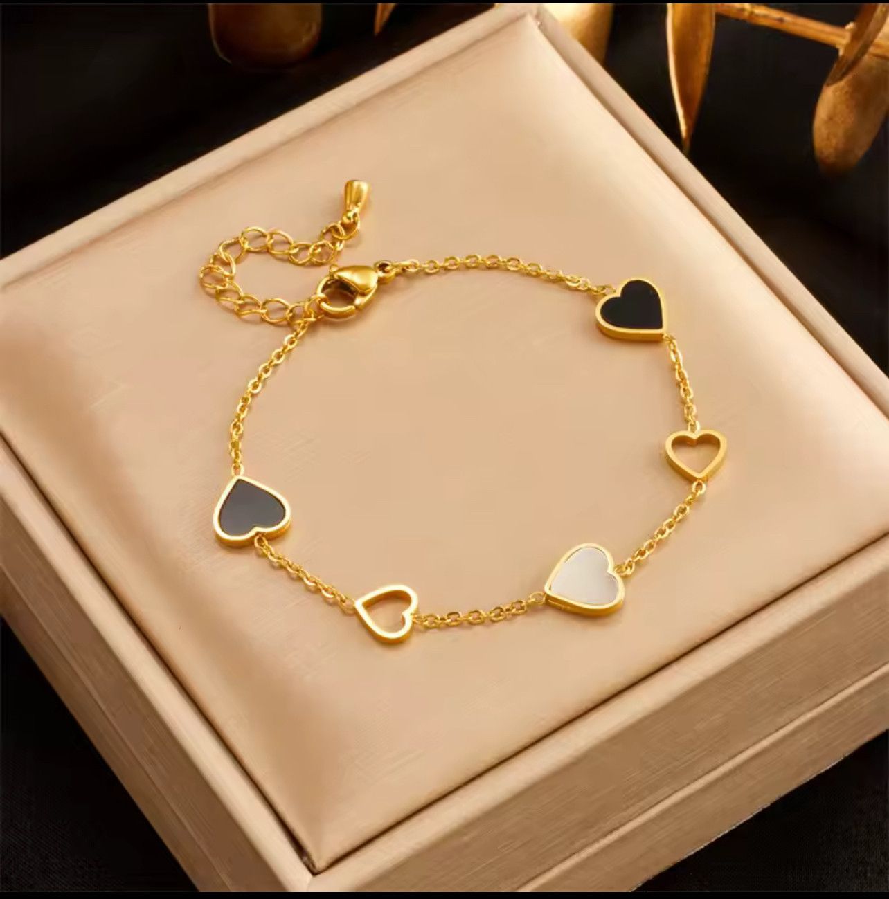 Jewelry Love Hearts Gold Chain Bracelet | Grailed