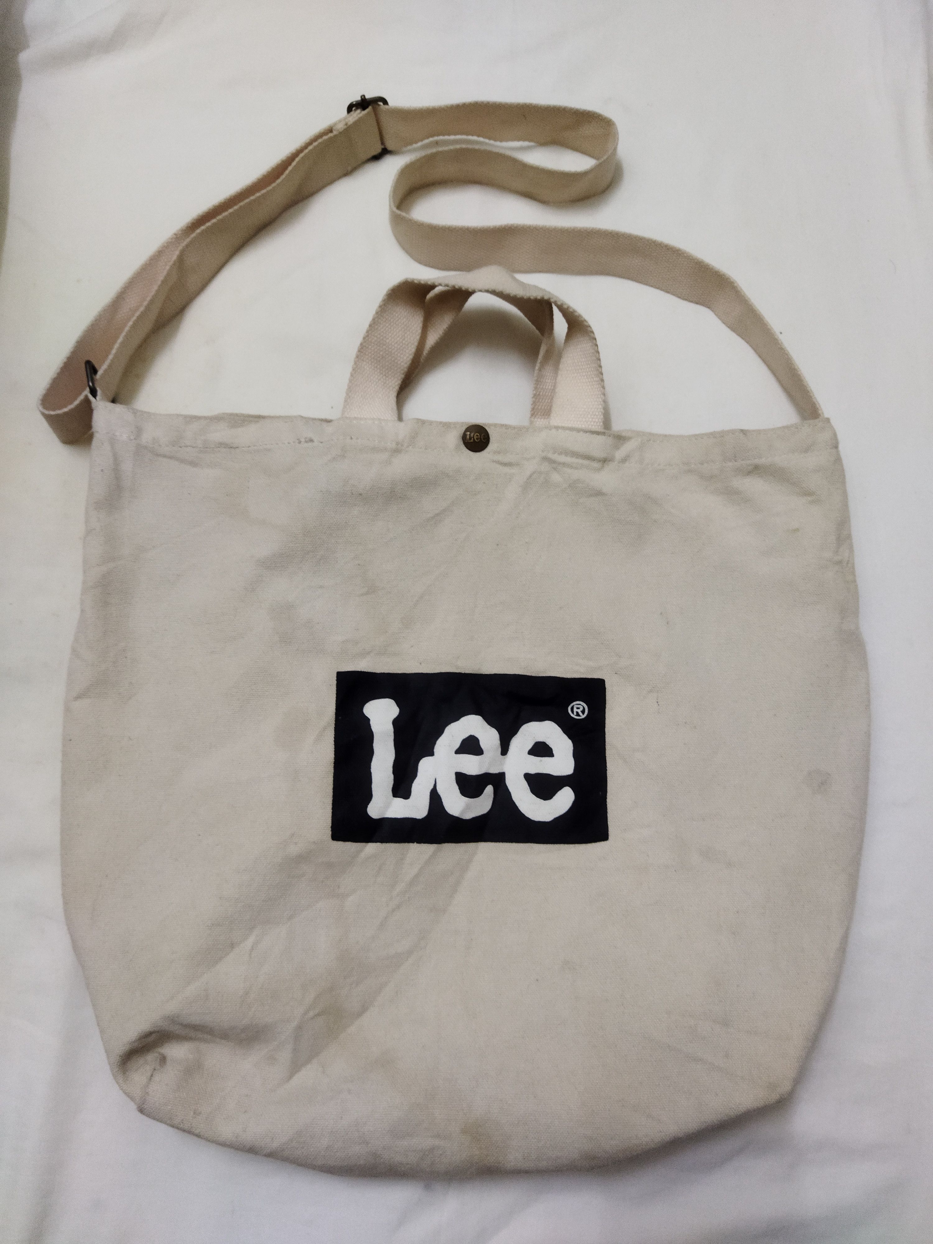 Lee Lee Sling Bag | Grailed
