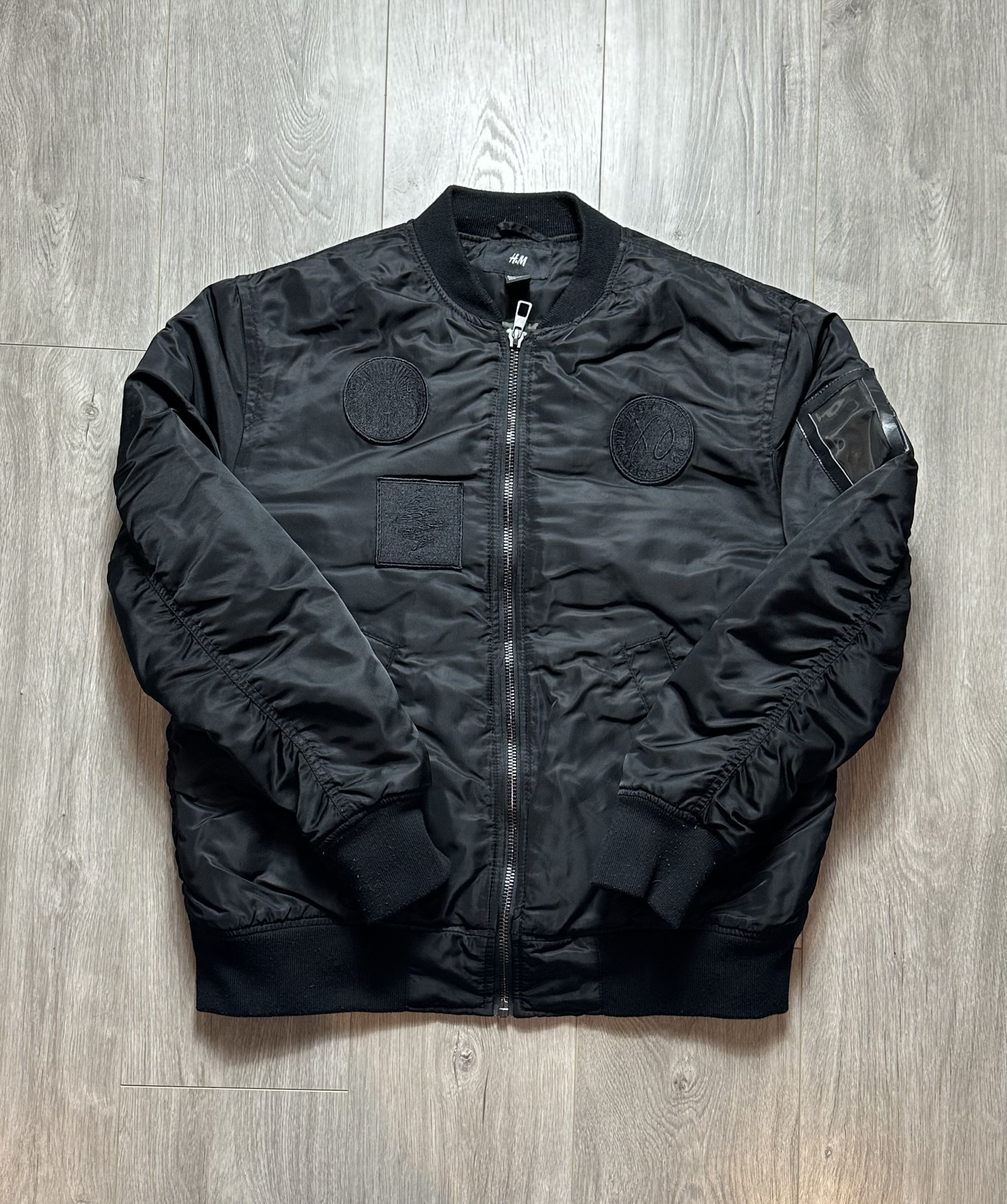 H&M × Streetwear × The Weeknd H&M x The Weeknd XO black bomber jacket ...