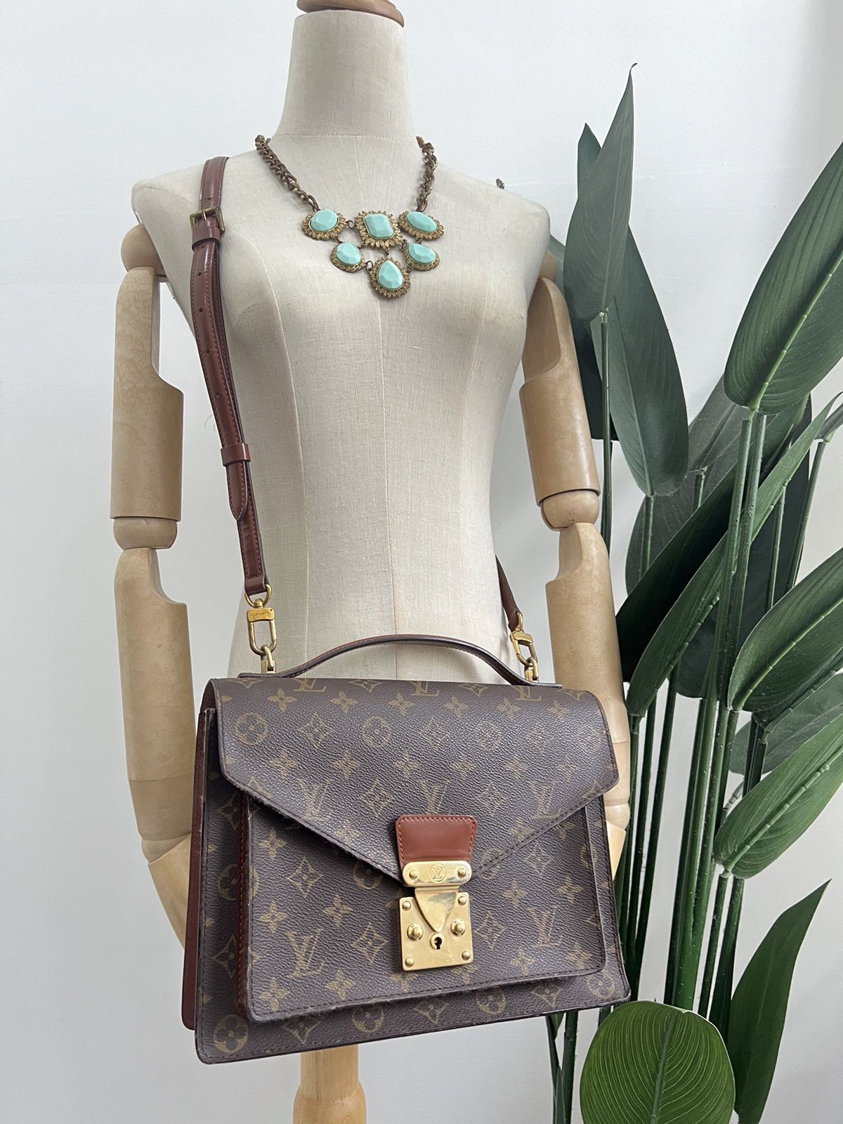 Louis Vuitton Authentic vintages Louis Vuitton Monceau Handbag | Grailed