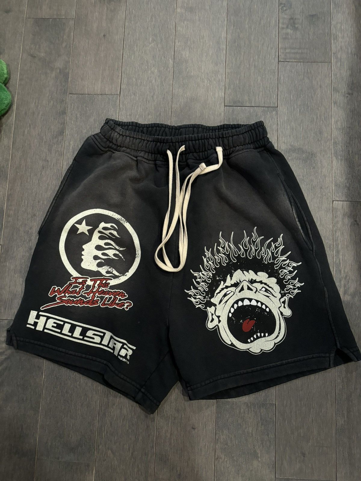 HELLSTAR Hellstar Face Shorts Large | Grailed