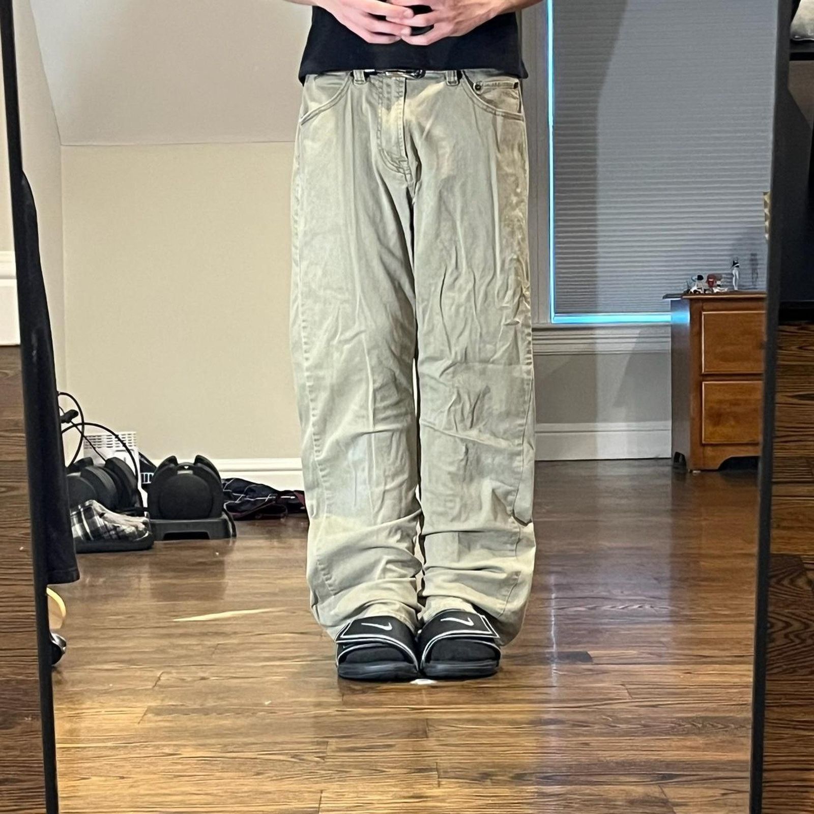 Streetwear vintage 2000s baggy wide leg khaki workwear kirkland pants ...