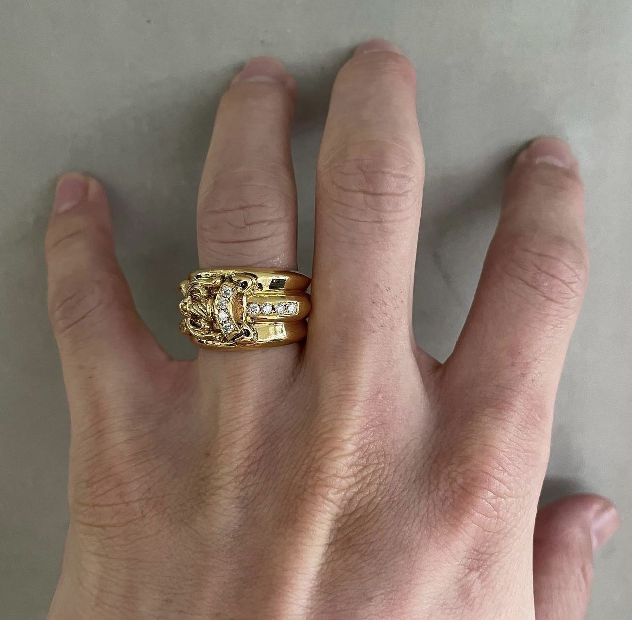 Chrome Hearts 22K GOLD DIAMOND DAGGER RING | Grailed