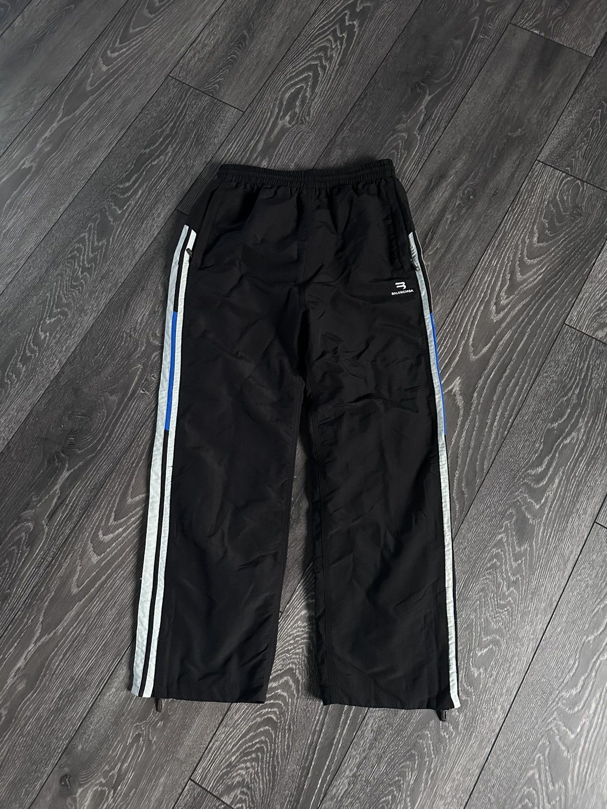 Balenciaga balenciaga sporty b trackpants black wide | Grailed