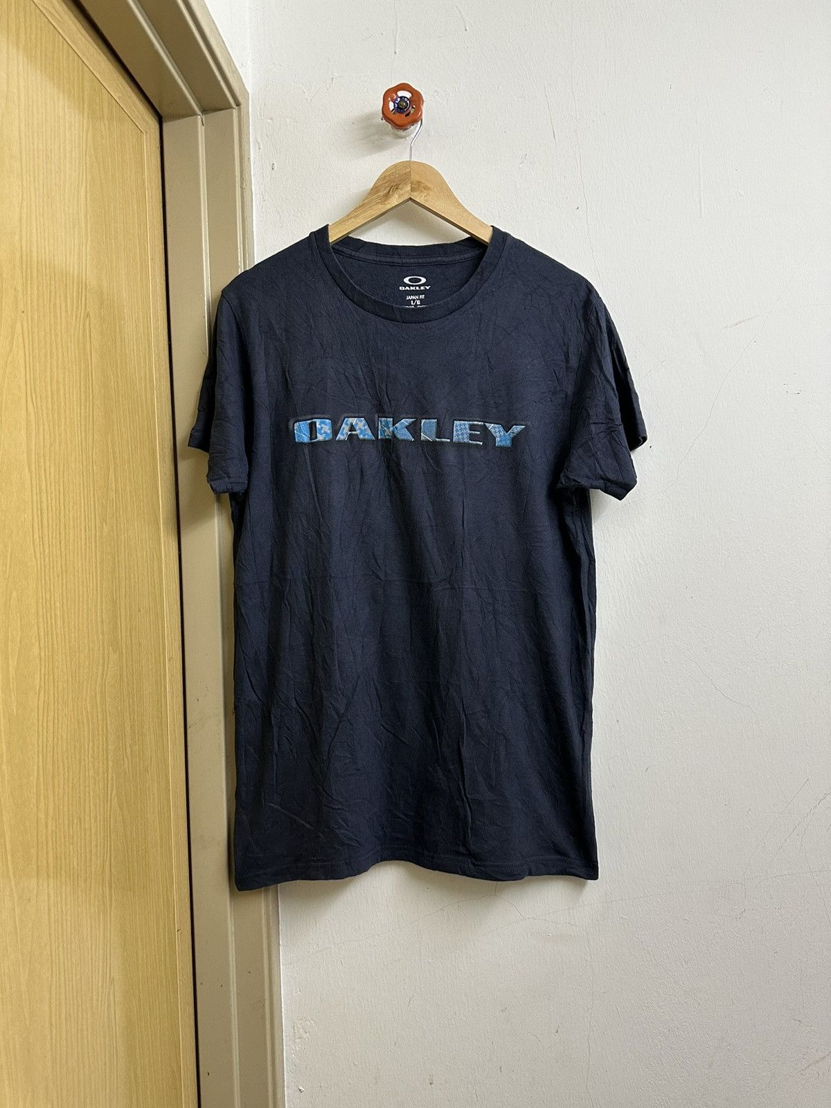 Oakley × Streetwear Authentic Oakley Japan Series Font Logo Tshirt ...
