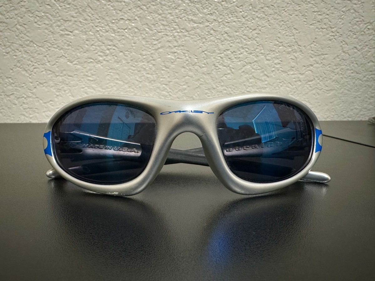 Oakley Oakley Straight Jacket blue flame sunglasses | Grailed