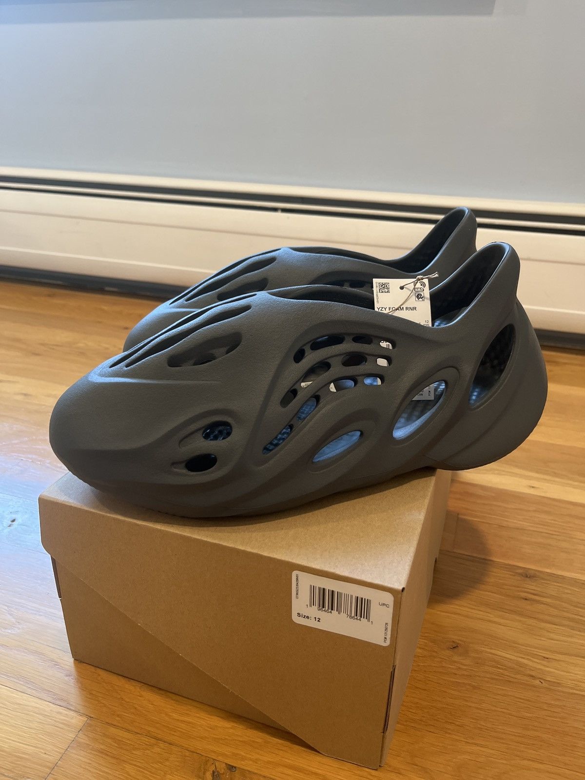 Adidas × Kanye West Yeezy Foam Runner Carbon Size 12 | Grailed