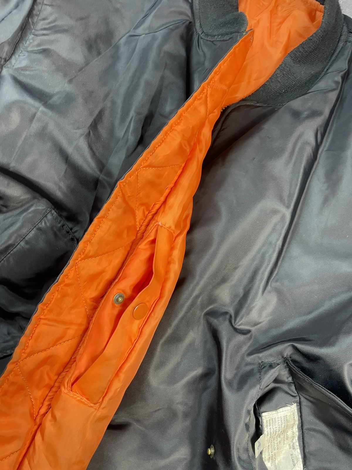 Vintage Vtg 90s USAF RT Industries M1 Reversible Bomber Jacket L | Grailed