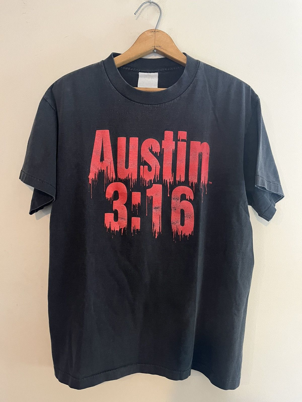 Hype × Vintage × Wwf vintage 98 grail stone cold blood from a stone tee ...