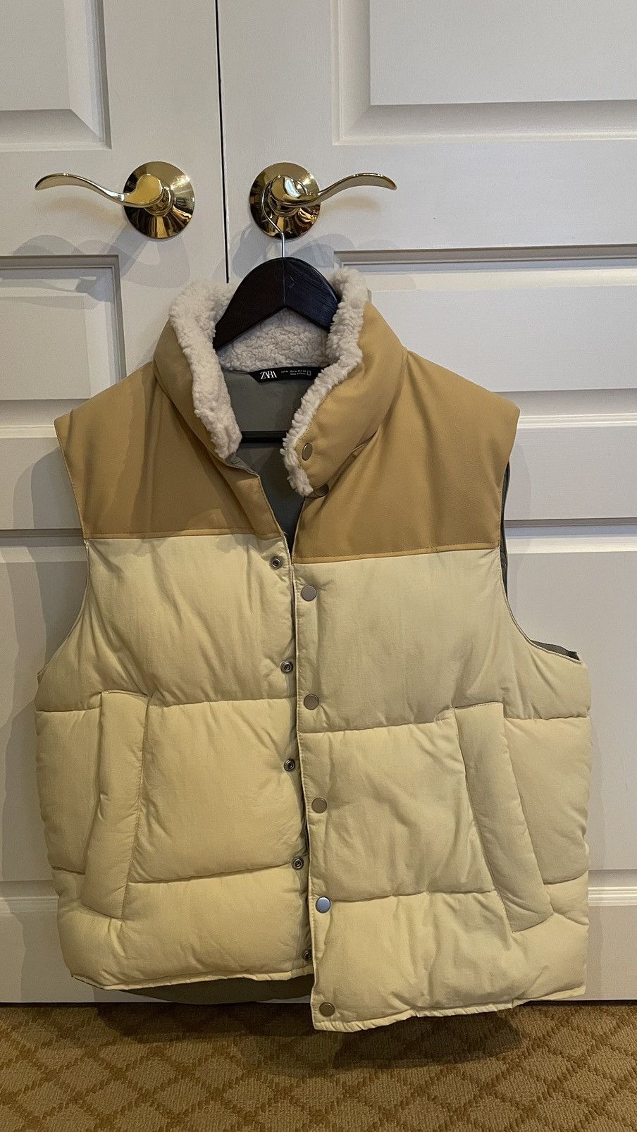 Zara Beige puffer vest | Grailed