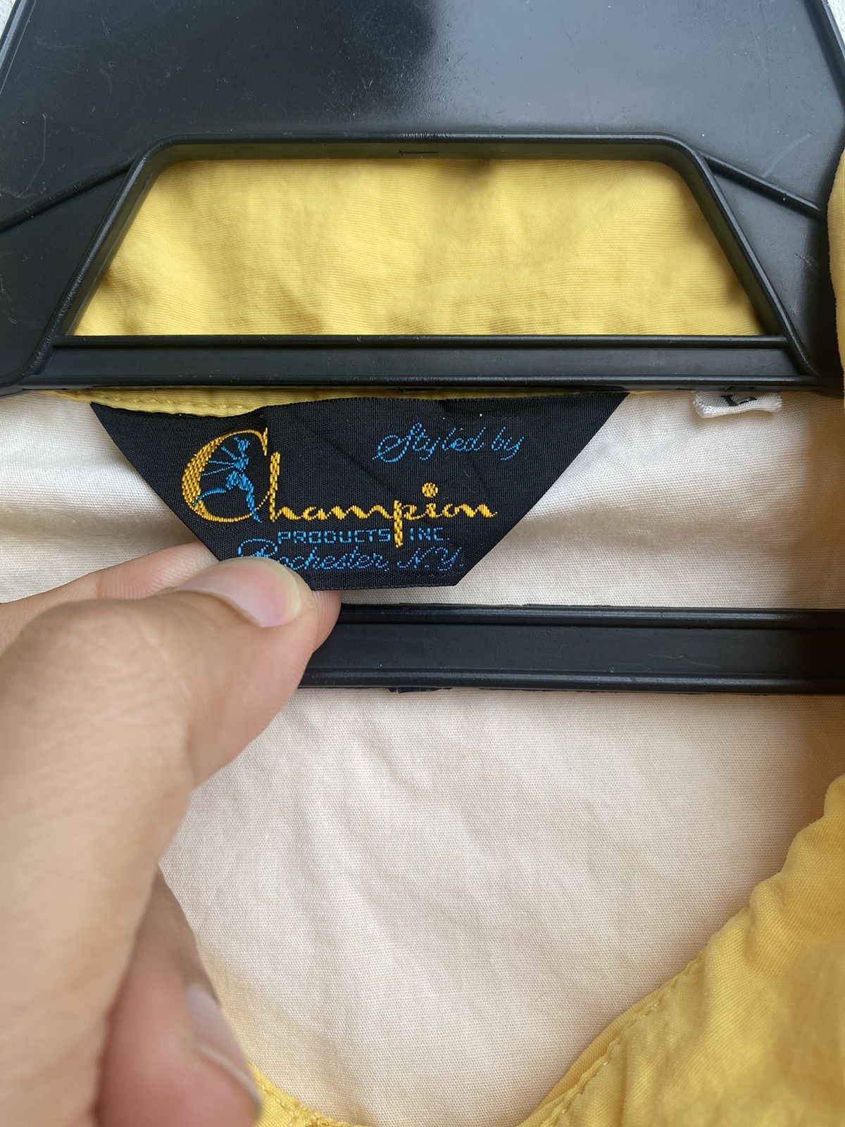 Champion × Vintage Champion Running tag New York City patch logo coach ...