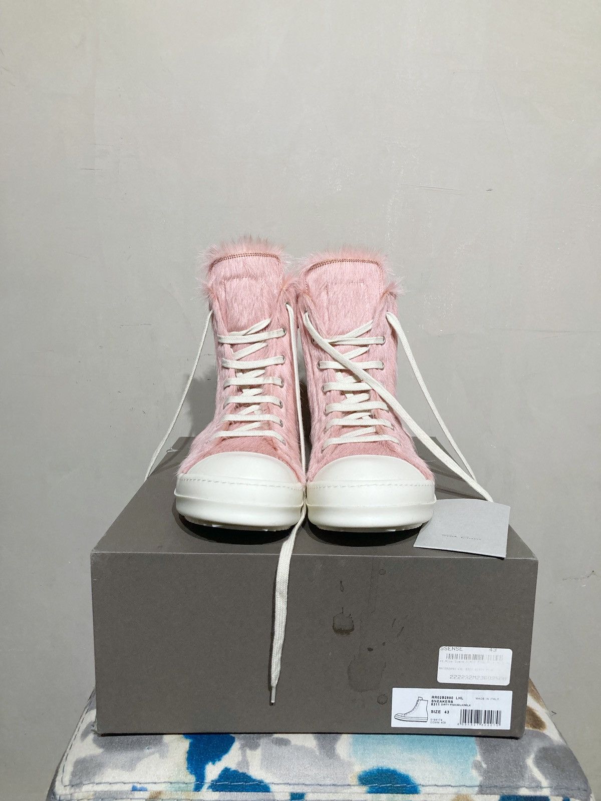 Rick Owens NEW DIRTY PINK / MILK RAMONES PONY HAIR FUR 43 10US | Grailed