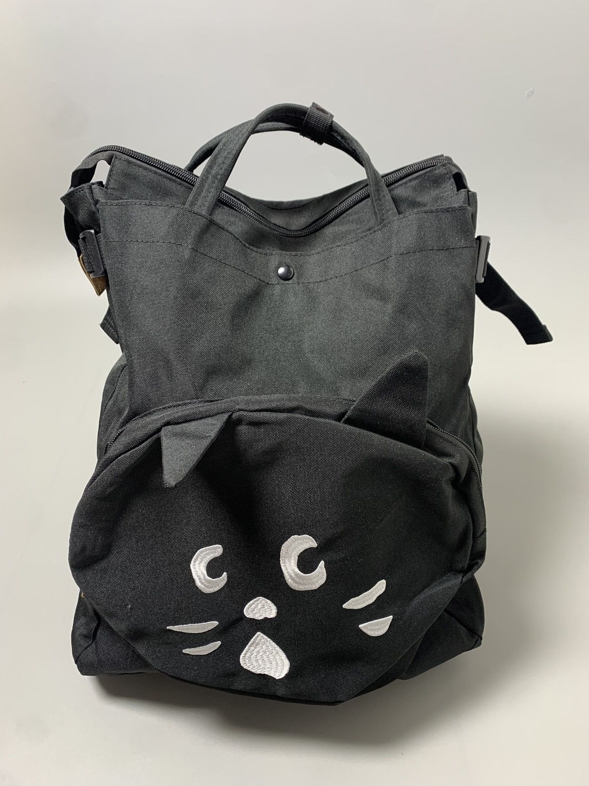 Ne-Net NE-NET NYA - CAT BACKPACK | Grailed