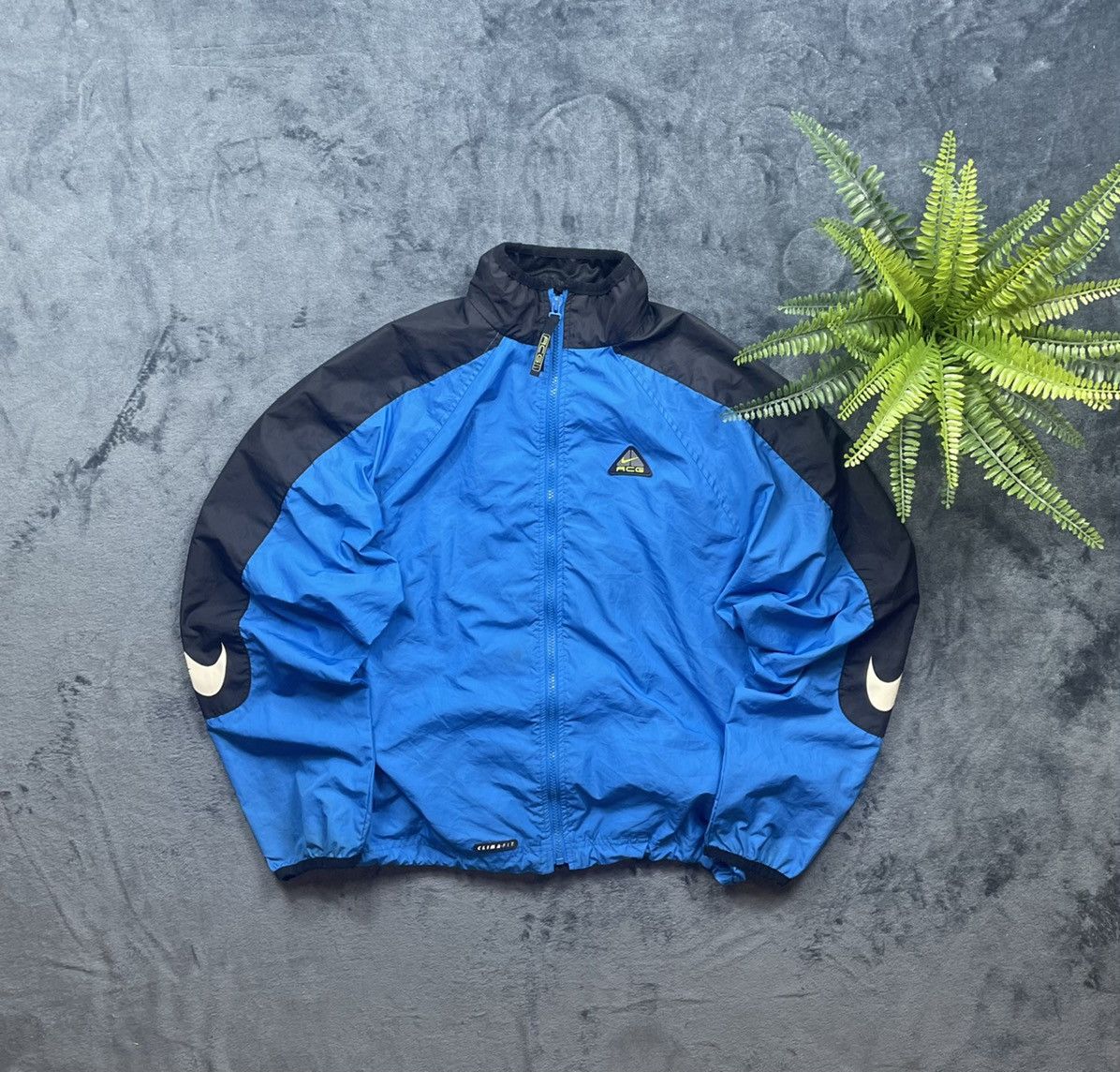 Vintage Nike acg gorpcore light jacket S | Grailed
