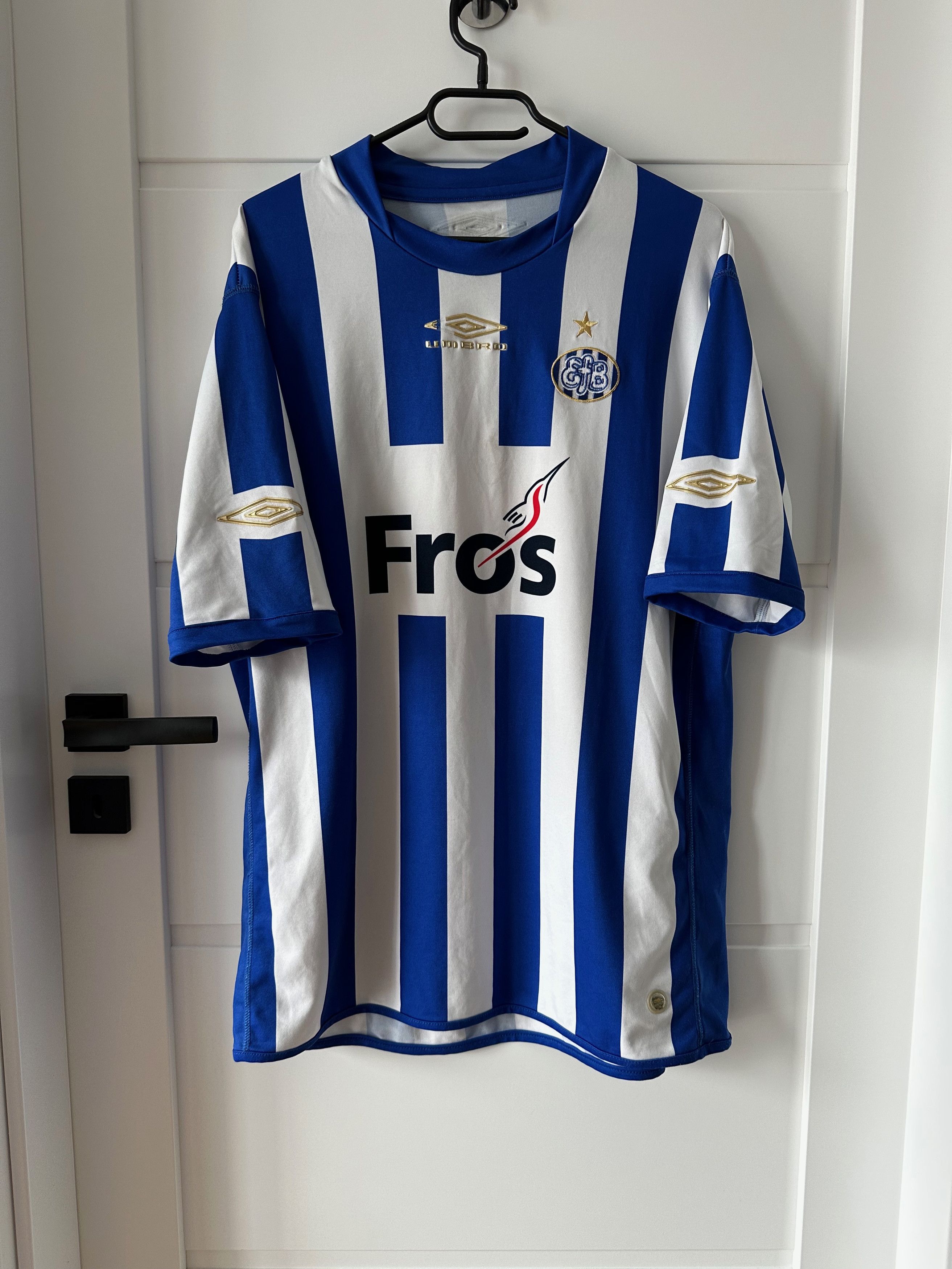 Umbro 2008 - 2010 Esbjerg Home football shirt jersey Denmark | Grailed