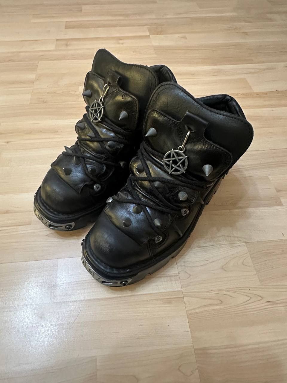 New Rock NEW ROCK ANKLE BOOT METALLIC M-110-S1 | Grailed