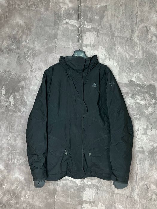 Vintage Nike ACG vintage jacket M 90s 00s outdoor gorpcore | Grailed