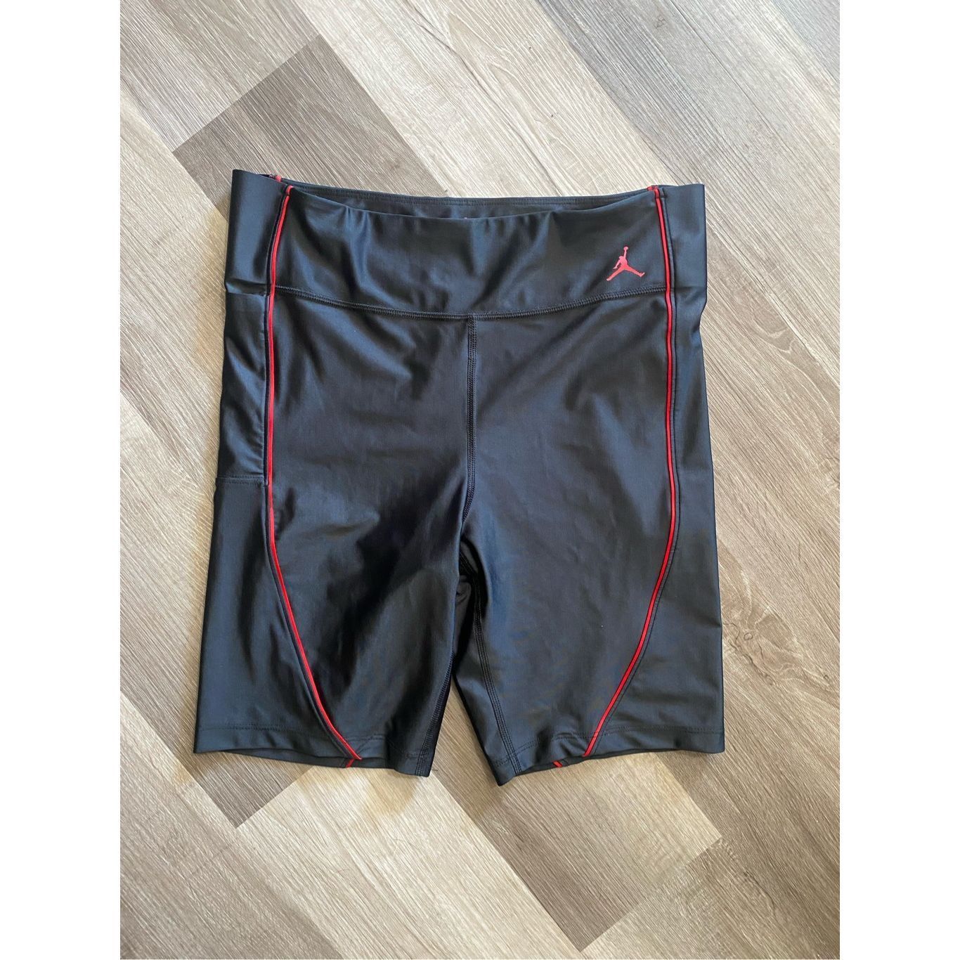 Jordan Brand Air Jordan Essentials Mid Rise Bike Compression Shorts ...