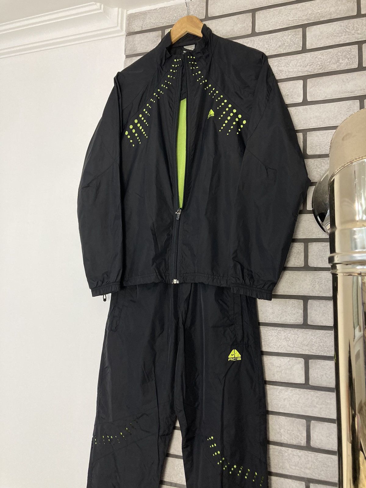 Nike ACG × Streetwear × Vintage Bundle Deal: Vintage Nike ACG Tracksuit ...
