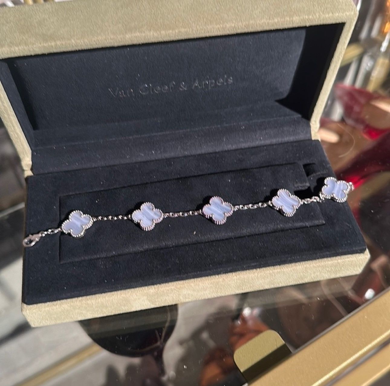 Van Cleef & Arpels Van clear Used bracelet | Grailed