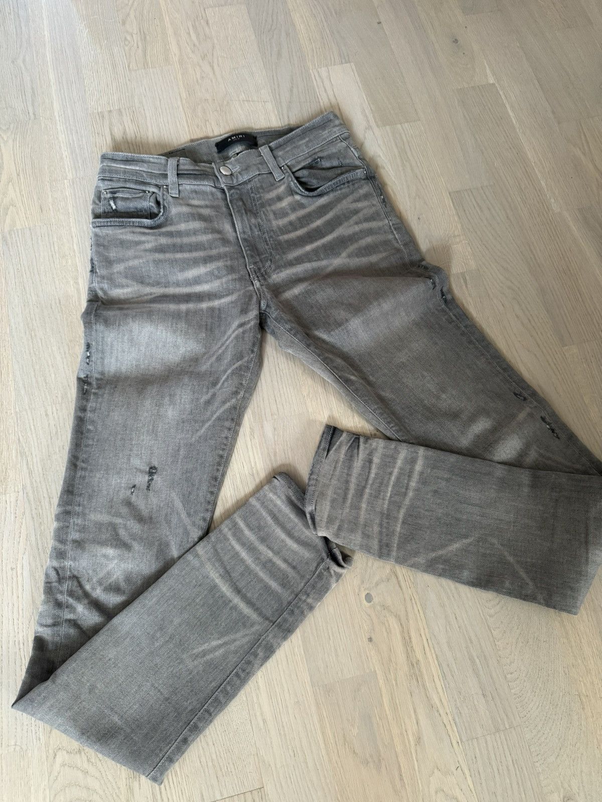 Amiri AMIRI jeans STUDY SIZES IN PHOTOS SHOWN BY TAPE MEASURE | Grailed