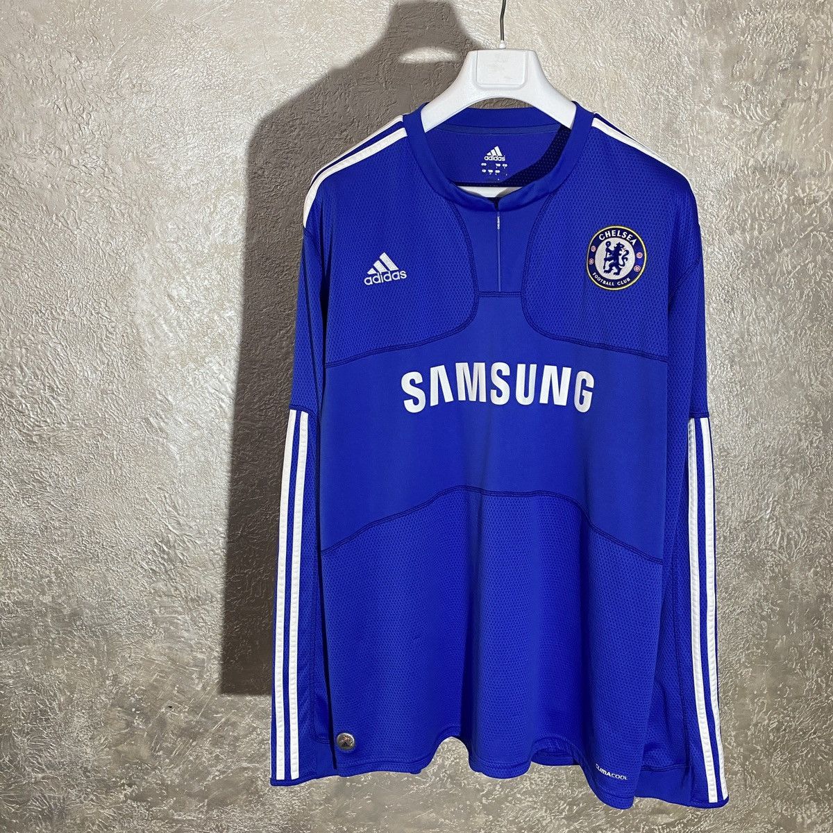 Adidas × Chelsea Soccer Adidas FC Chelsea 2009 Home Longsleeve Football ...