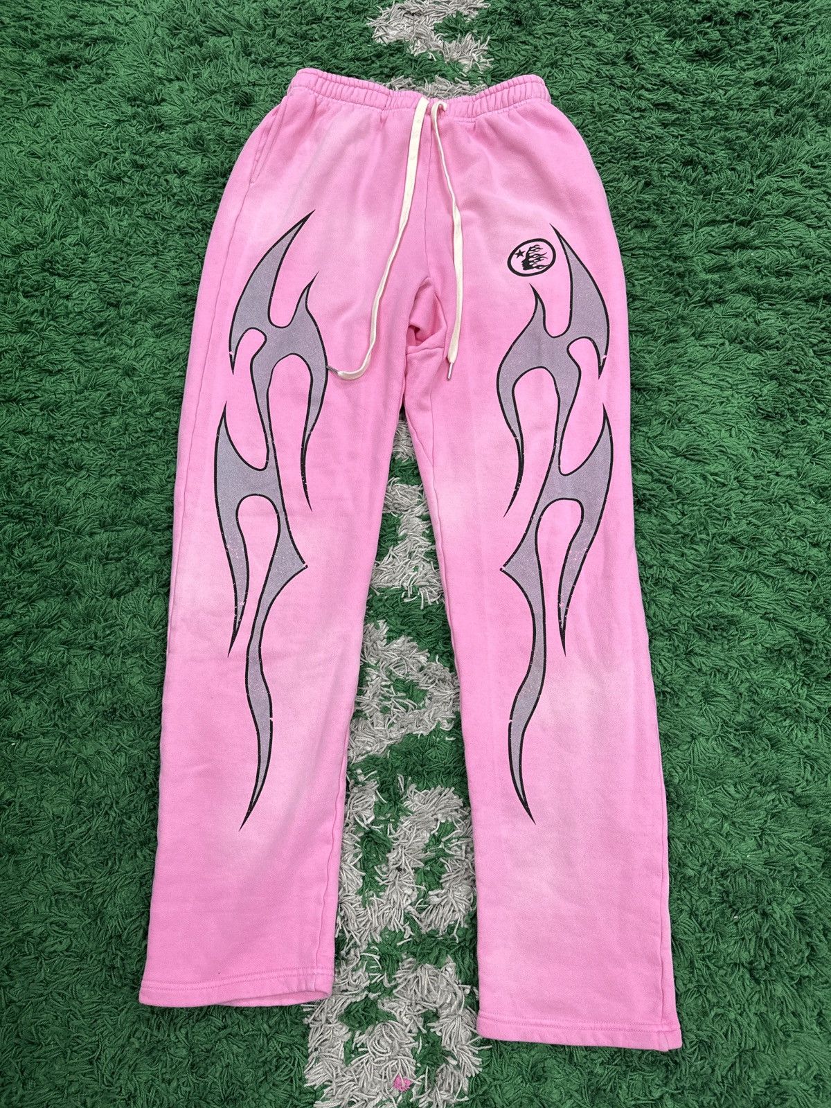 HELLSTAR Hellstar sweats pink | Grailed