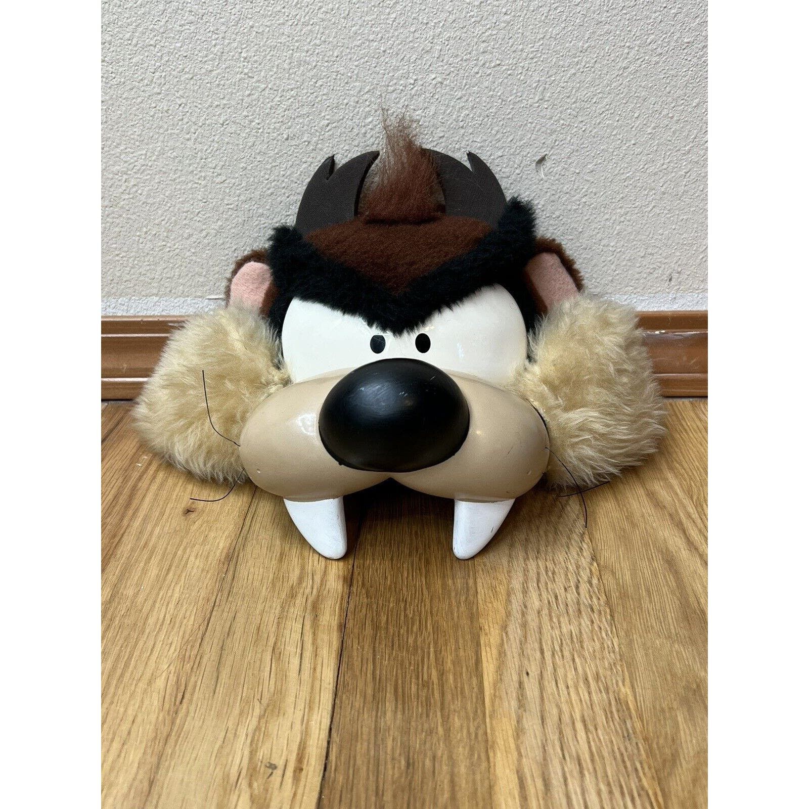 Other 1993 Looney Tunes Taz Six Flags Amusement Park Souvenir Hat | Grailed