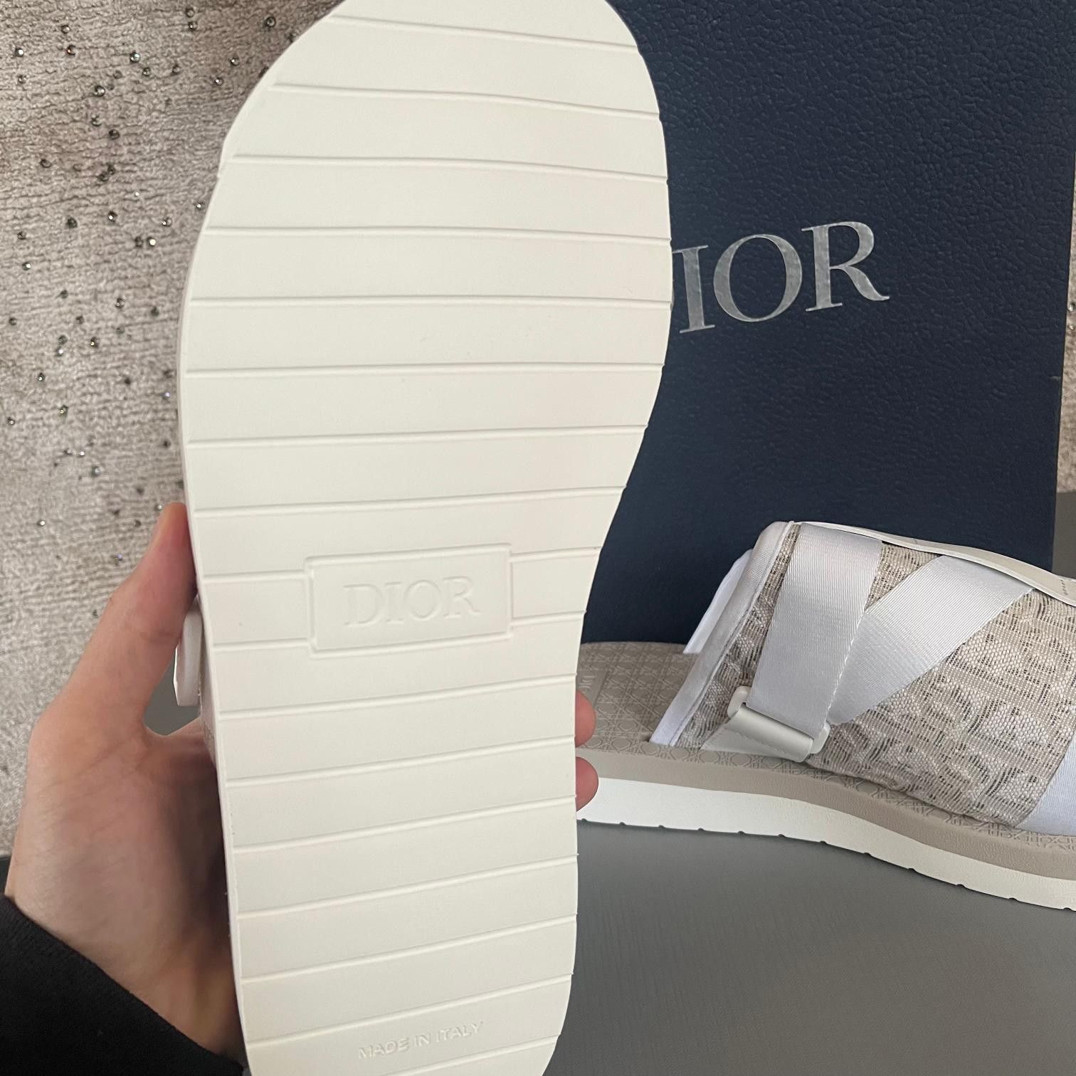 Dior o1rshd1 Alpha Sand Oblique Sandals in White | Grailed