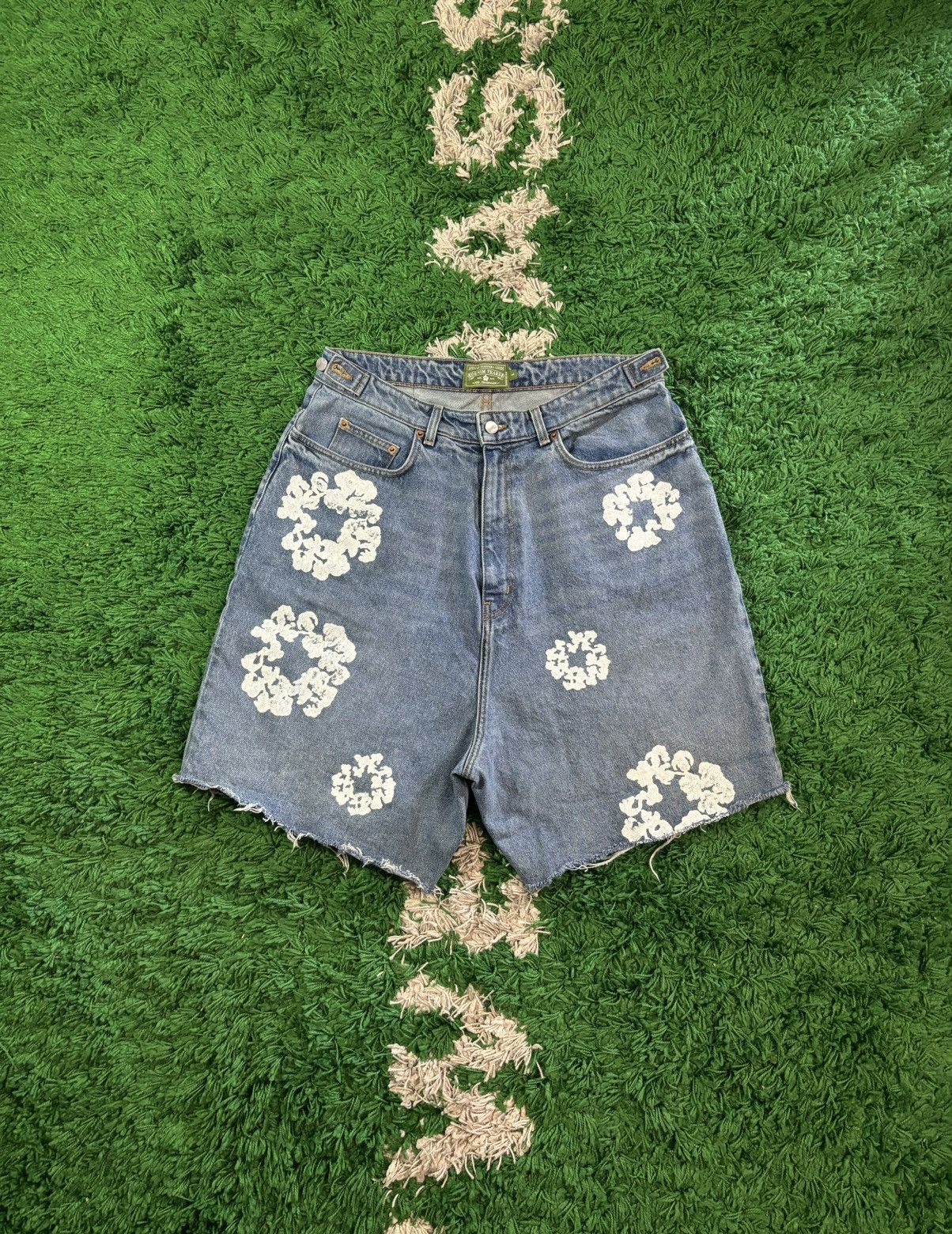 DENIM TEARS Denim Tears Cotton Wreath Jorts | Grailed