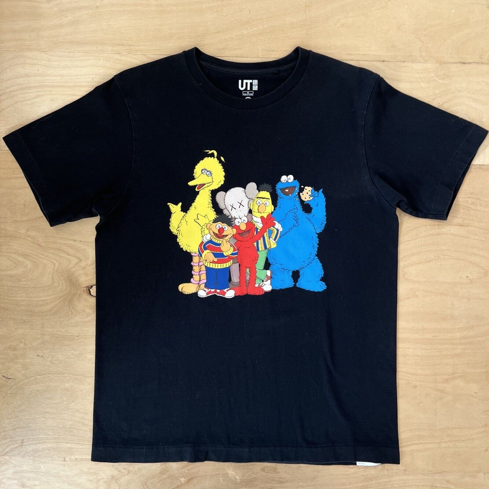 Uniqlo Kaws Sesame Street Shirt S Black Uniqlo Elmo Cookie Monster ...