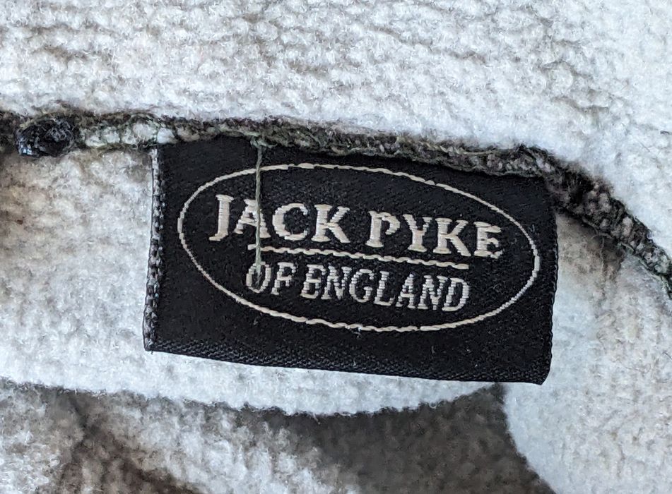 Camo Jack Pyke Camo Wildfowlers Cap X5 Built in LED Lights | Grailed