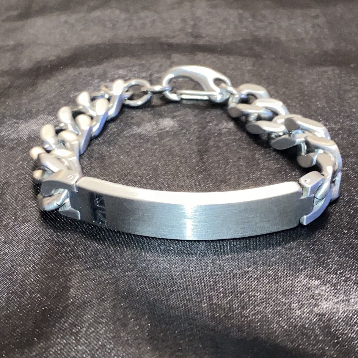 Ben Sherman Like New Ben Sherman Cuban Link Chain ID Tag 8” Bracelet ...