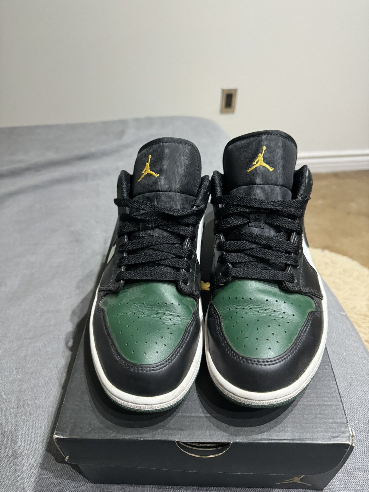Jordan Brand Green toe jordan 1 low | Grailed