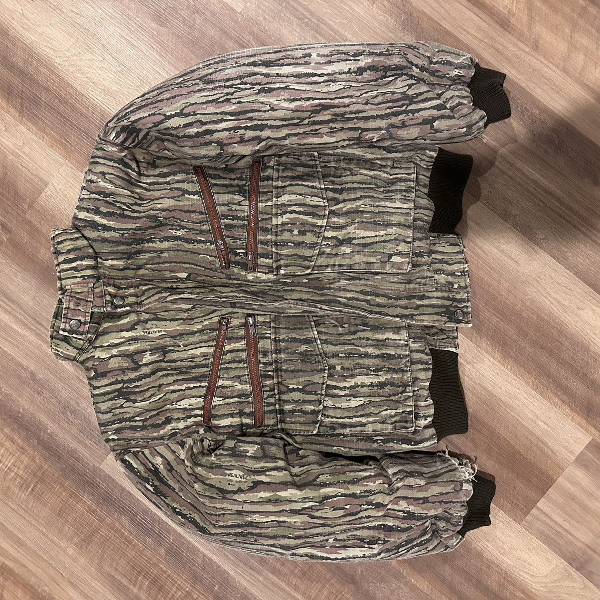 Realtree × Streetwear × Vintage Real tree camo vintage unique jacket ...