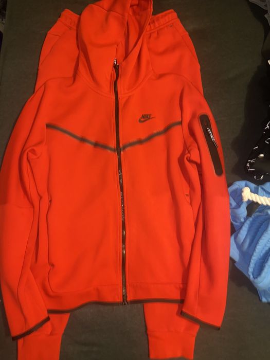 Nike med nike tech fleece red full set | Grailed