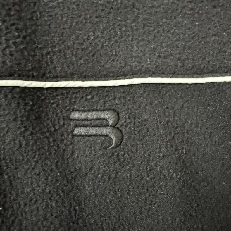Balenciaga Balenciaga SportyB embroidered logo polar fleece jacket 250 ...